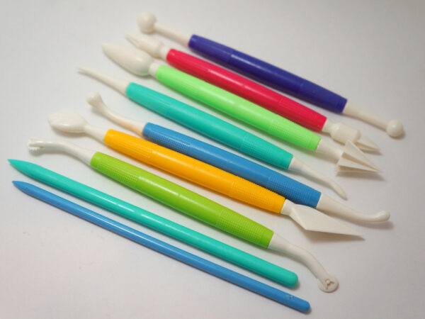 Cake Decorating Tools: Types and Benefits - HICAPS Mktg. Corp.